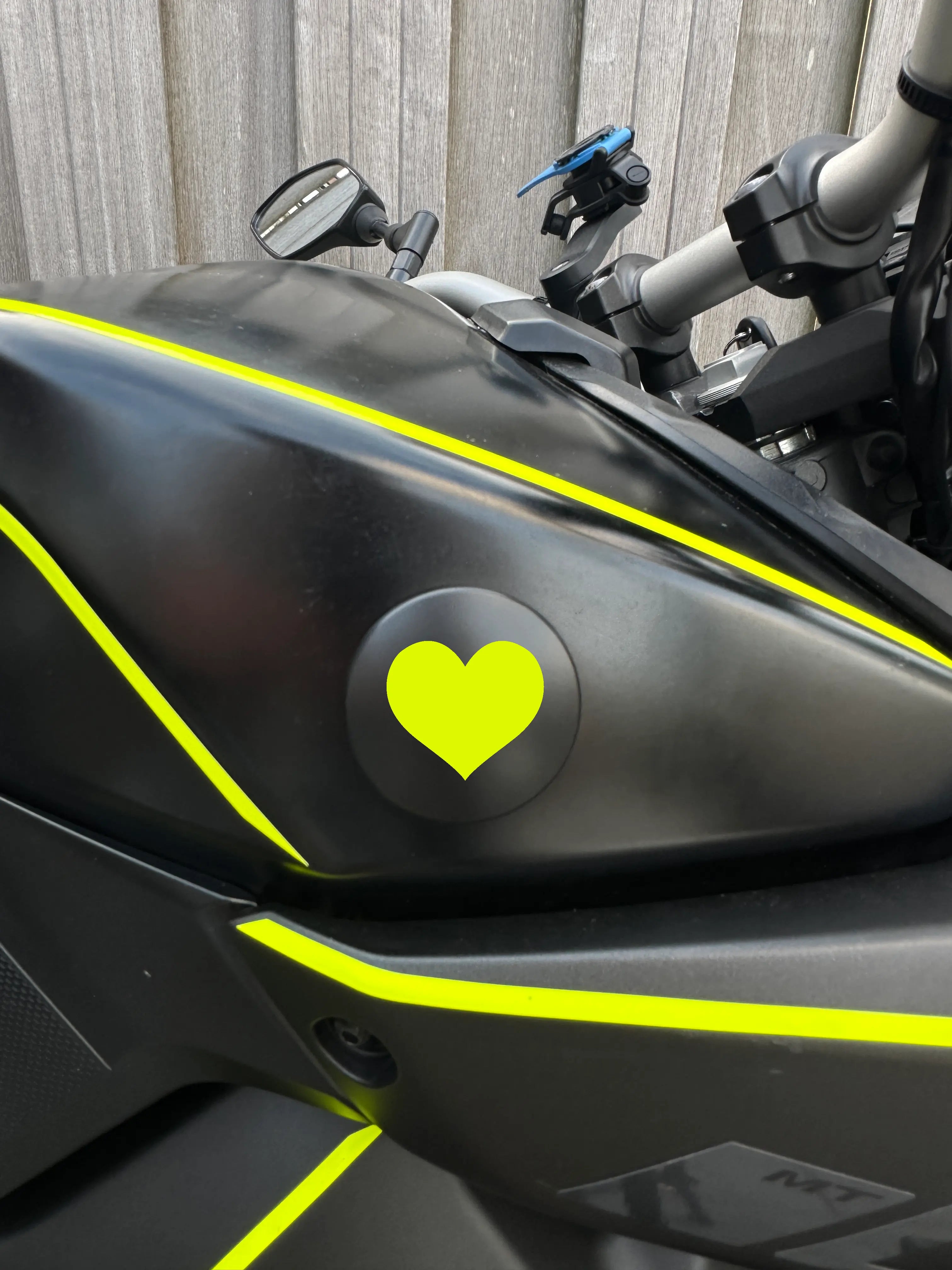 Yamaha Logo Overlay Sticker Set Heart – Nero Stickers